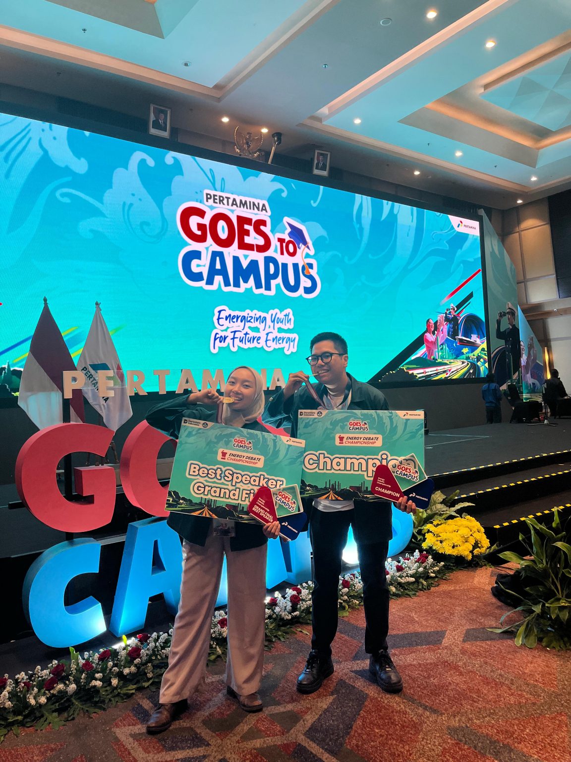 Mahasiswi PWK ITB Raih Juara dalam Energy Debate Competition PGTC 2025 ...